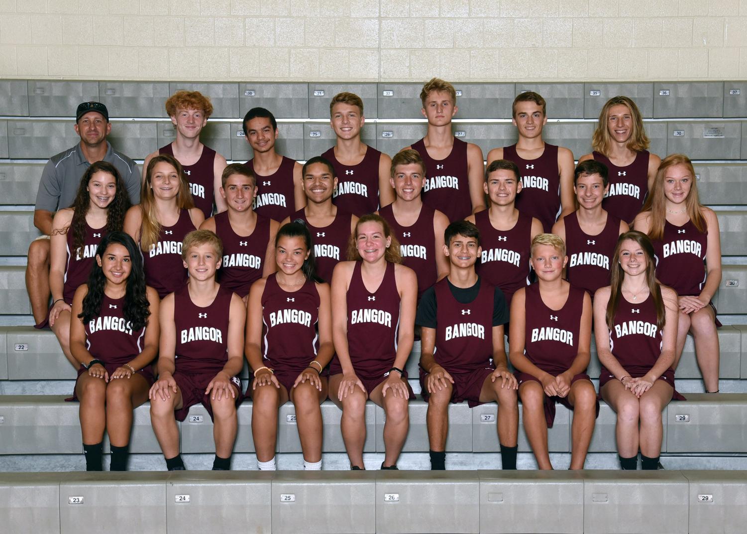 CROSS COUNTRY TEAM PHOTO – The Slater